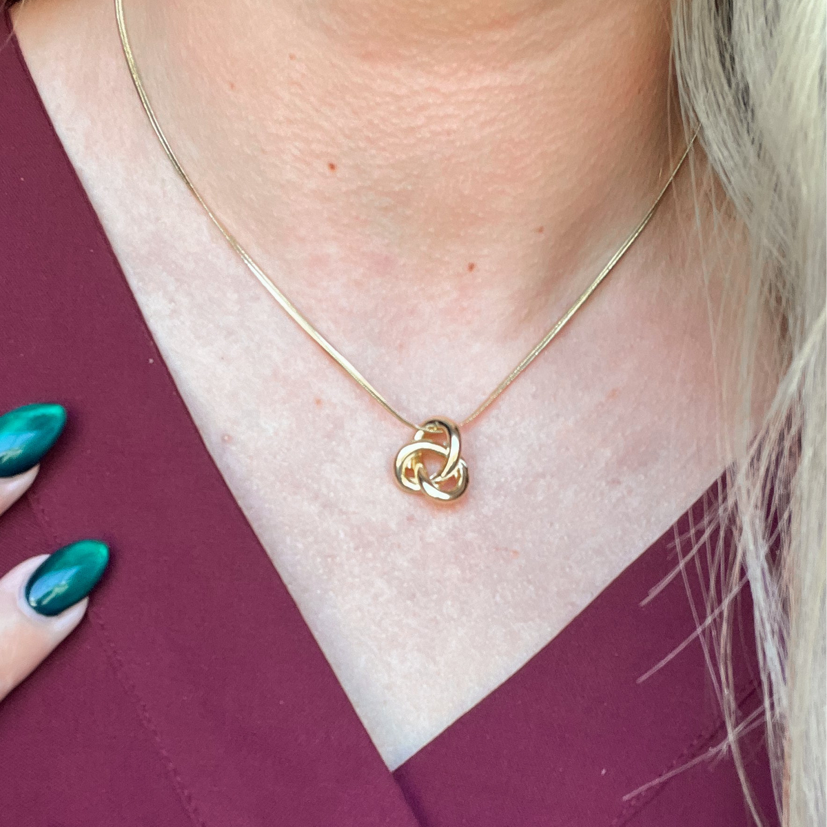 Nelly Gold Knot Gold Chain Necklace – Be You Boutique